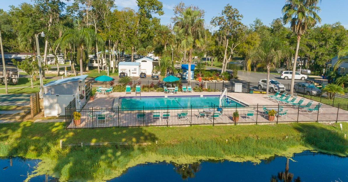 Sun Retreats Homosassa River | Discover Crystal River