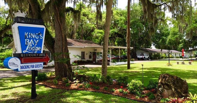 Kings Bay Lodge | Discover Crystal River