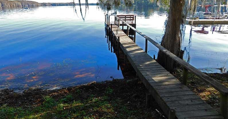 Moonrise Resort | Discover Crystal River